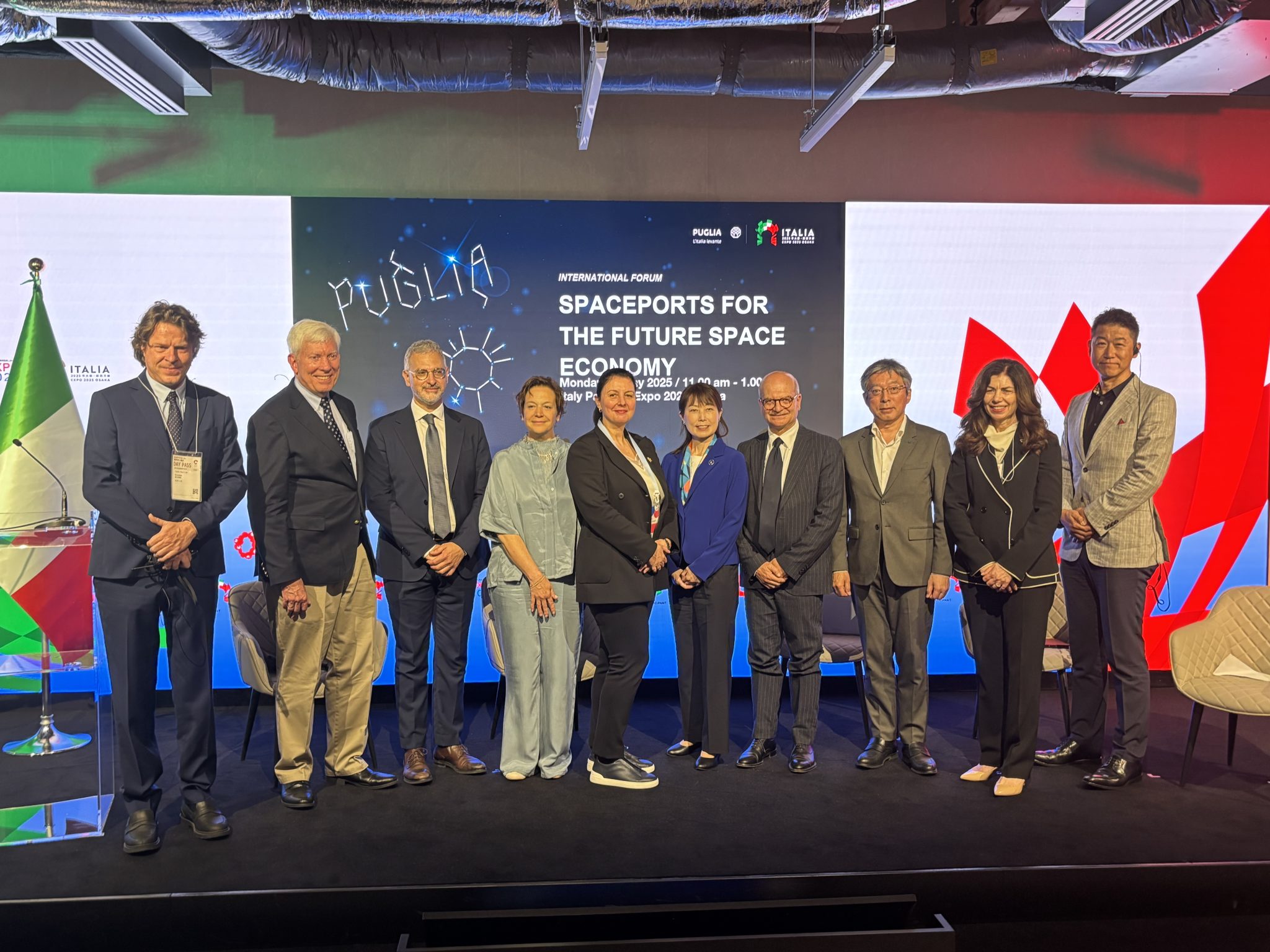 大阪・関西万博で開催された国際フォーラム「Spaceports for the future space economy」にSPACE COTAN代表の小田切が登壇しました｜北海道スペース ...